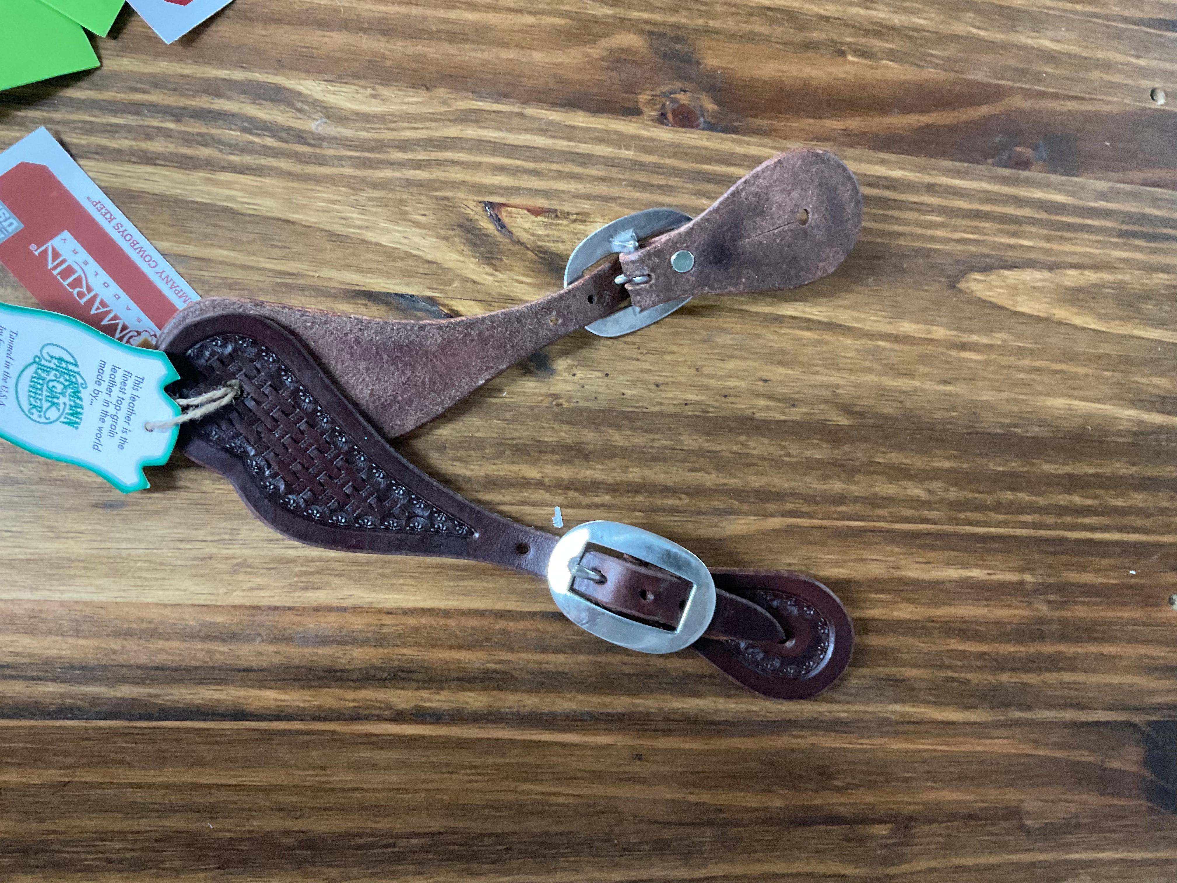 Spur strap cowboy medium – Premier Hay